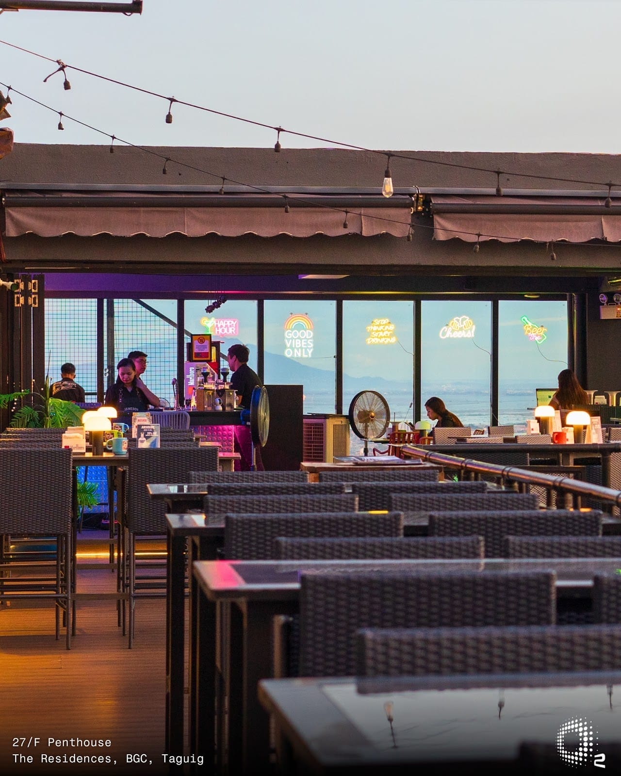 15+ Best Rooftop Bars in BGC for City Views and Cocktails • Over Here ...