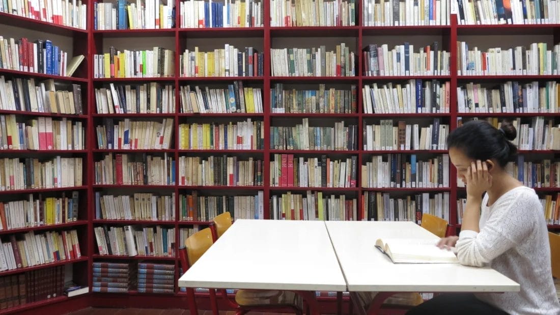 15+ Public Libraries in Metro Manila for Free Reading & Study Time ...