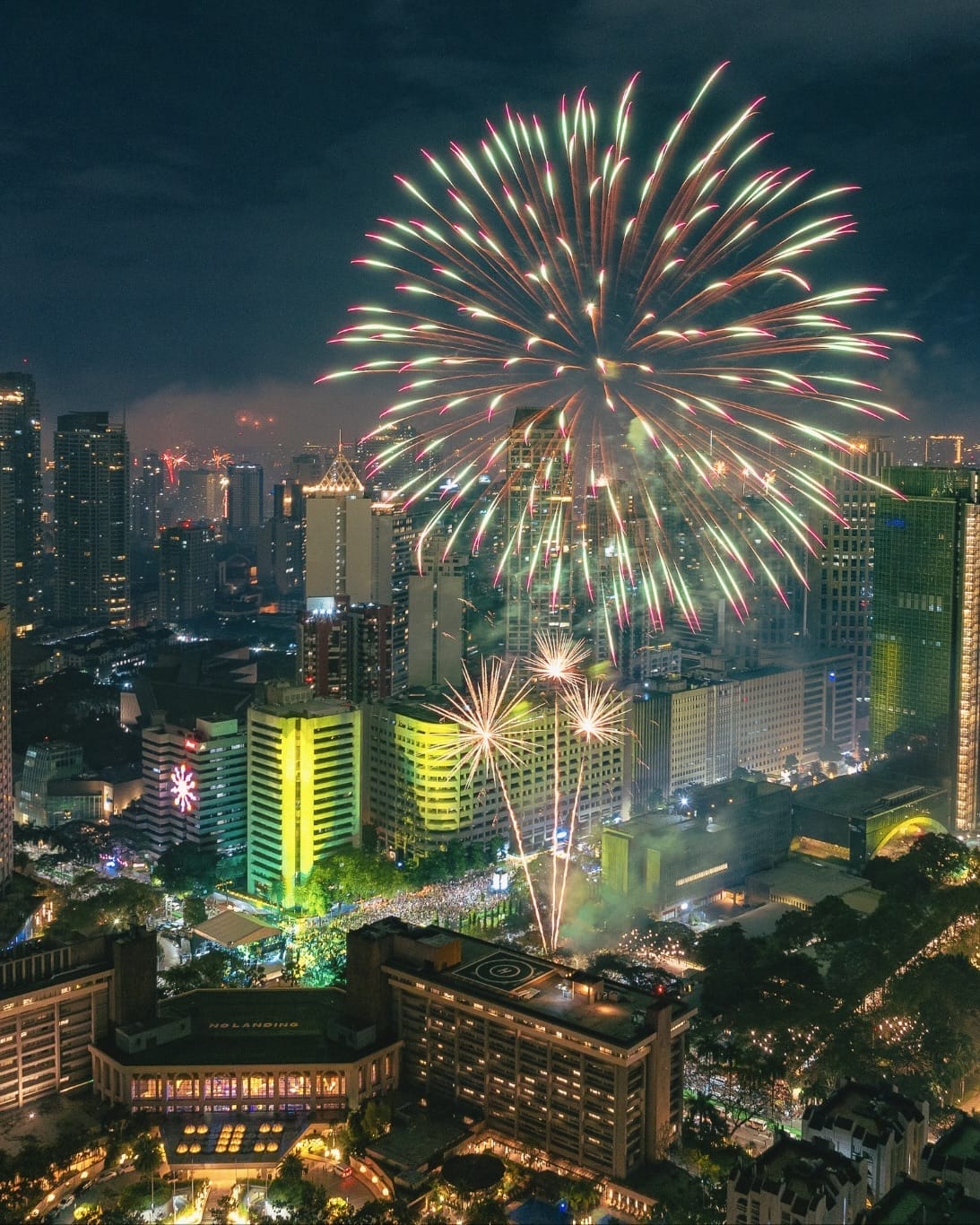 New Year's Eve Manila: 15 Spots for Fireworks & Parties • Over Here Manila