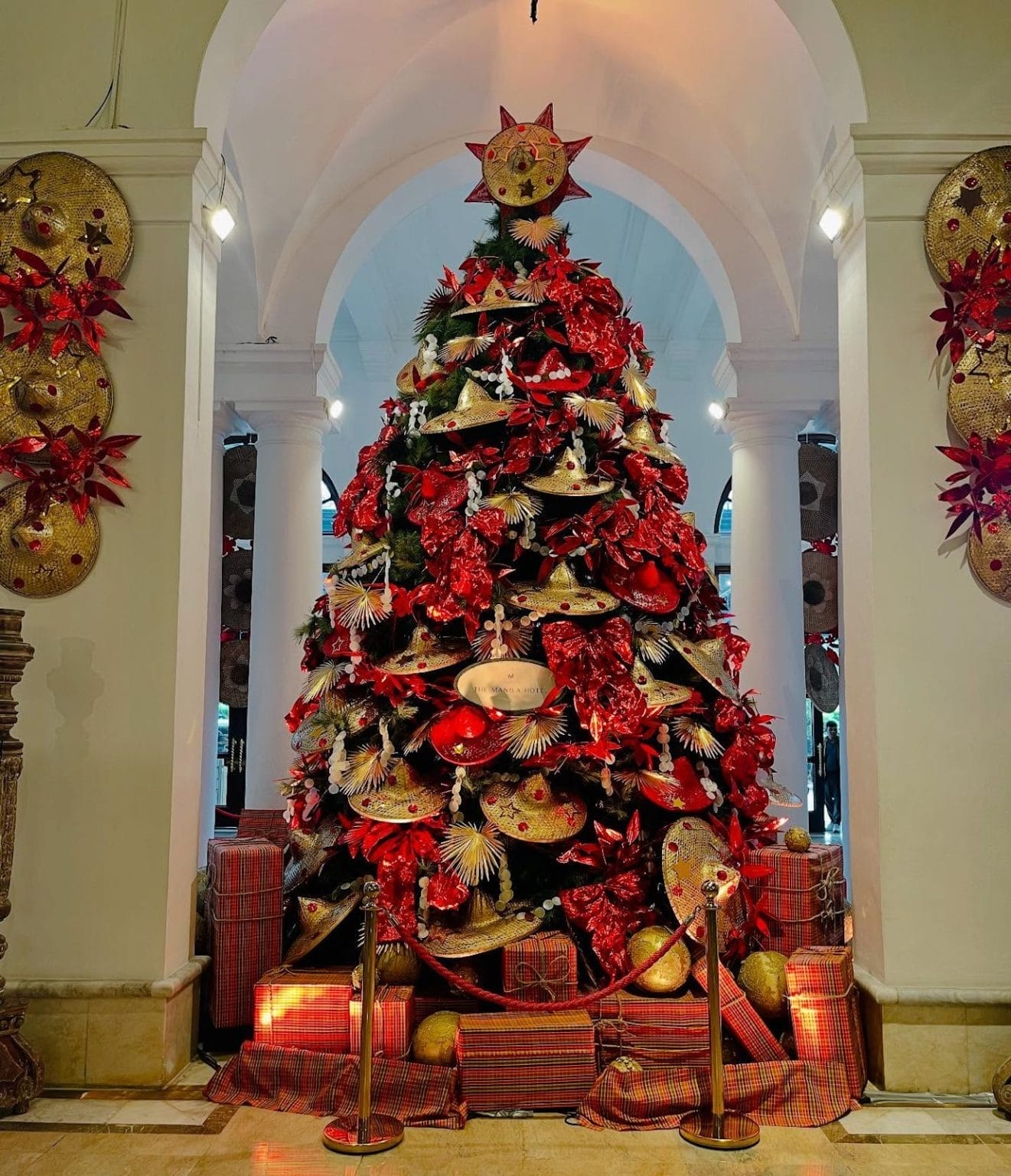 21+ Spots to Celebrate Christmas in Manila 2025 (Ayala, BGC & More ...